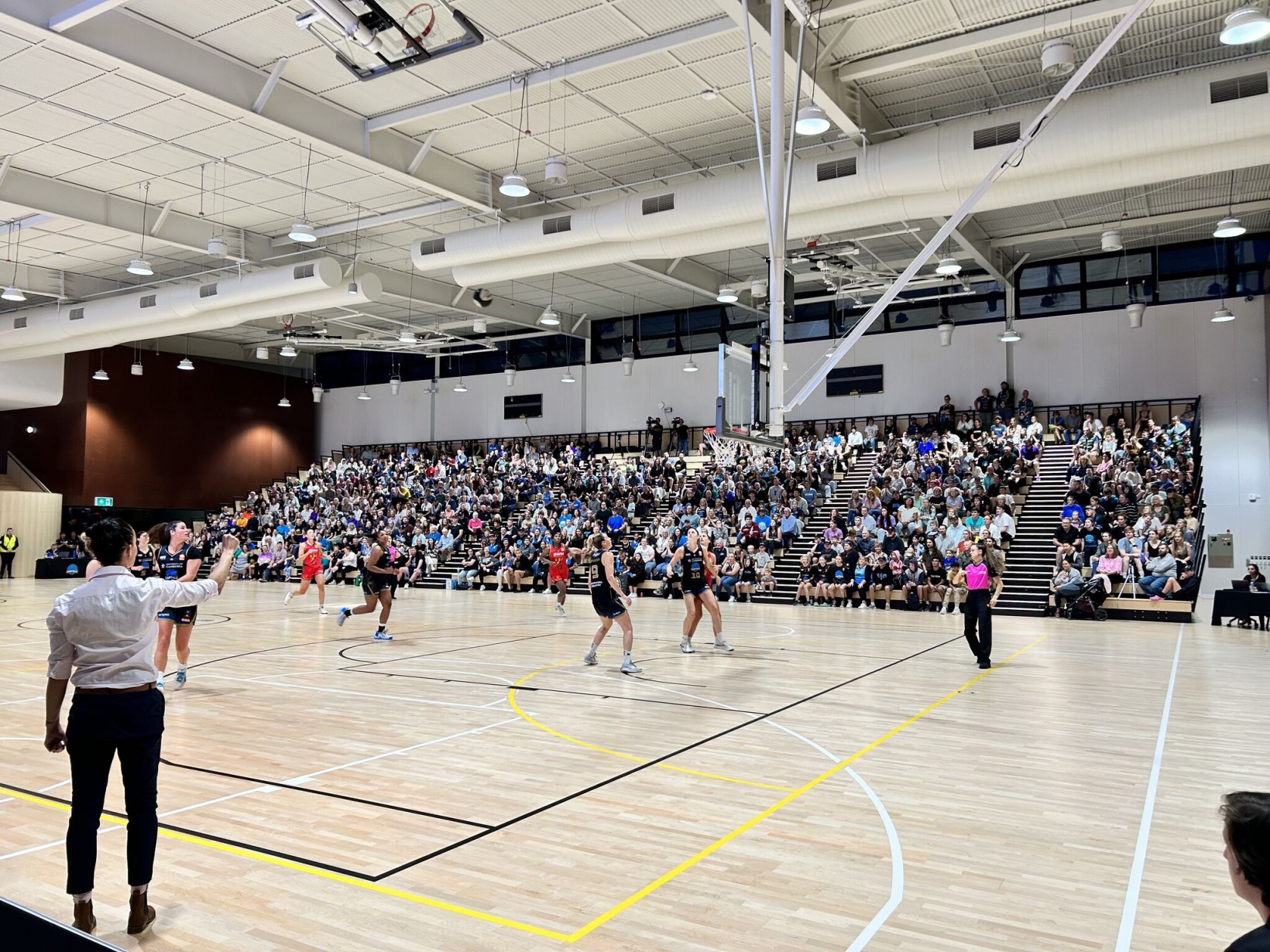 UC Canberra Capitals hit a slam dunk at the Radford Collegians Centre ...