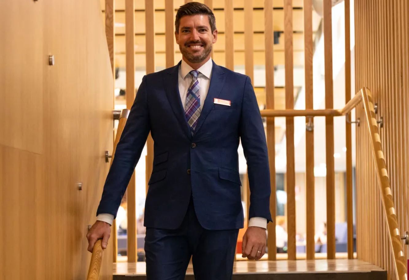 Farewell Mr Moss – Radford Collegians